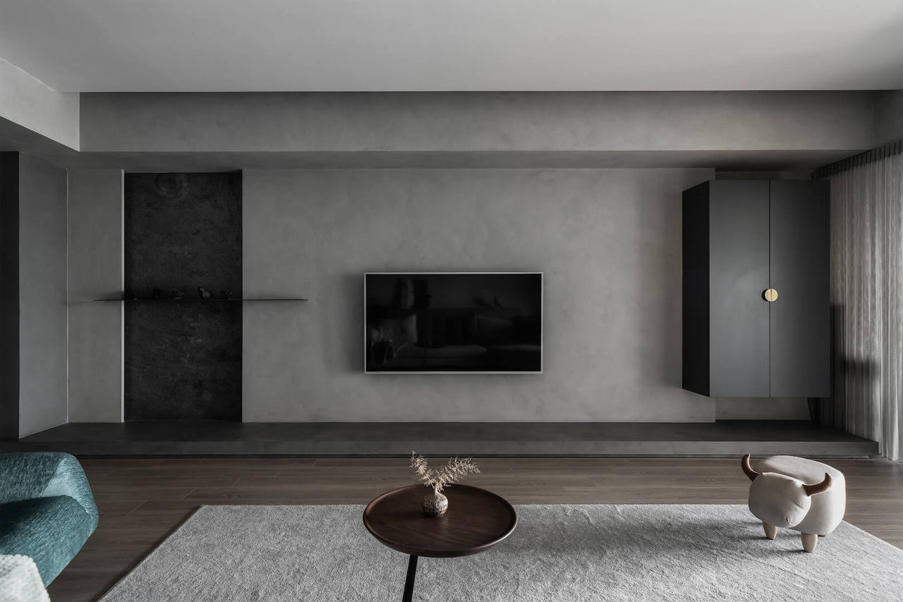 Beyond Object - Minimal Clocks & Desk Accessories.