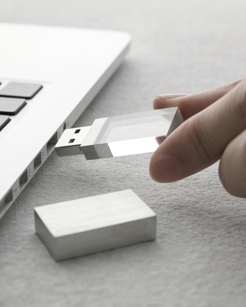 EMPTY MEMORY TRANSPARENCY Pen Drive